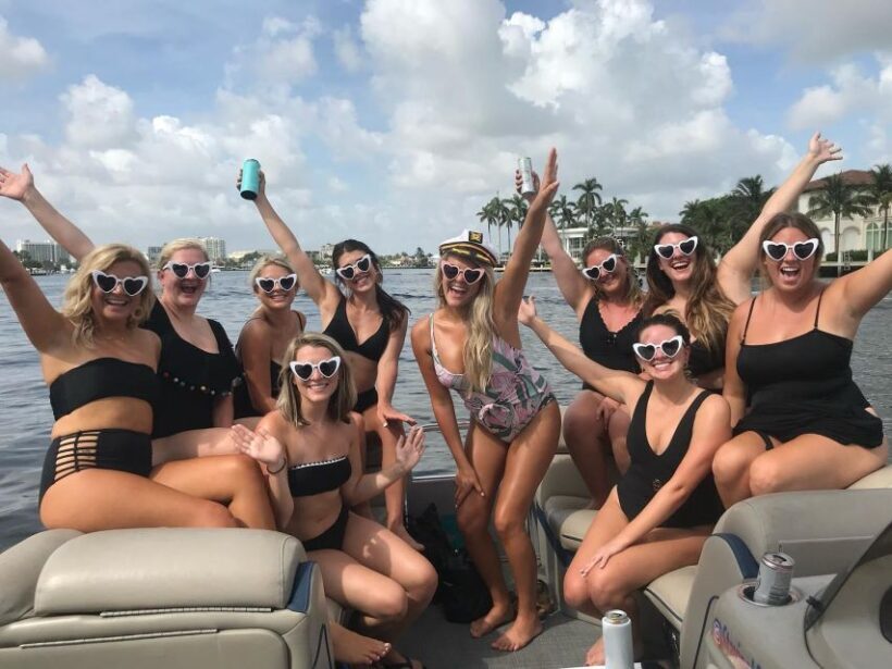 Private Pontoon Boat w/ Captain, Private up to 12ppl - FAQ