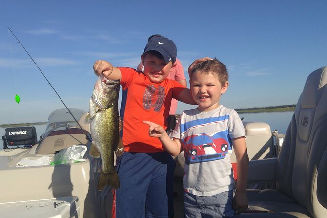 Private Pontoon Fishing Charter on Lake Tohopekaliga in Florida (4 or 6-Hours) - Easy Booking and Clear Pricing