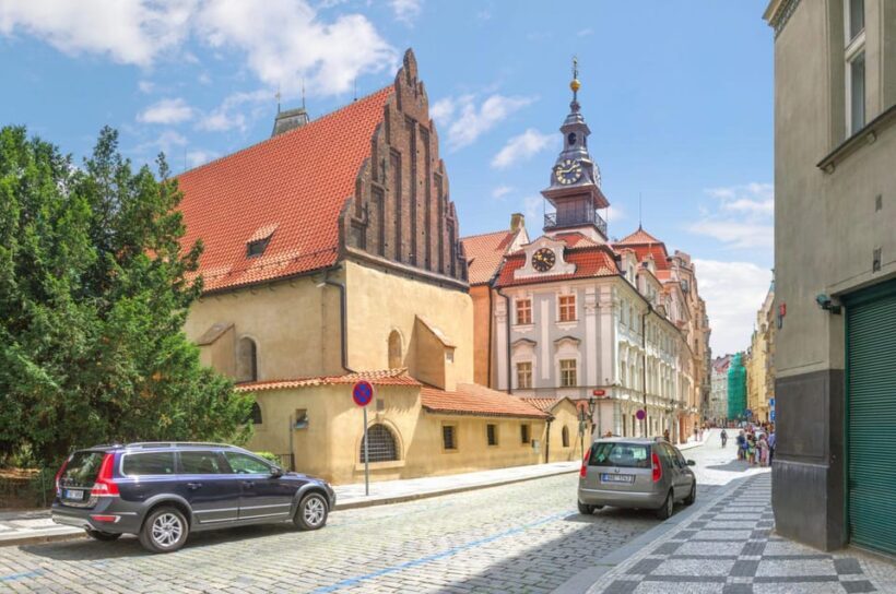 Private Prague Jewish Quarter tour with certified guide - Exploring Prague’s Jewish Quarter: An Authentic and Informative Tour