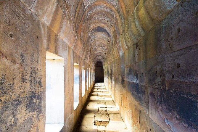 Private Preah Vihear and 2 Temples Guided Tour - The Sum Up