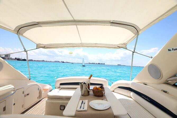 Private Premium Yacht 46FT Rental in Cancún - The Crew and Service: What Past Travelers Say