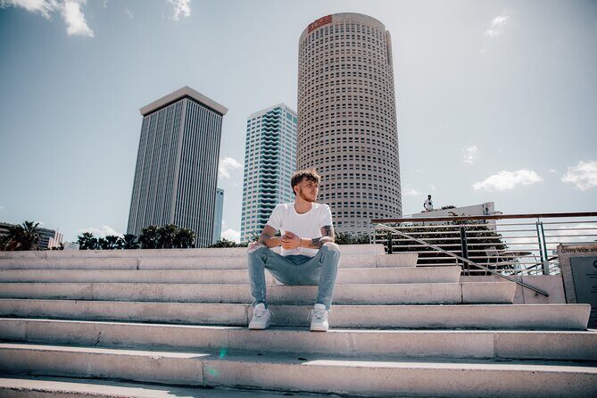 Private Professional Holiday Photoshoot in Houston - Why Consider a Photoshoot During Your Houston Visit?