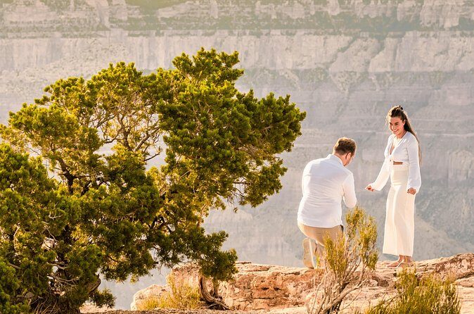 Private Professional Photo Shoot in Arizona's Reflection Canyon - Key Points