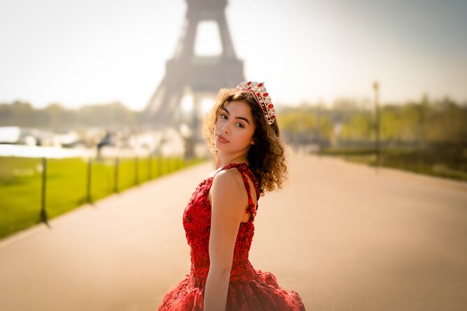Private Professional Photoshoot near the Eiffel Tower in Paris - Who Should Consider This Experience?