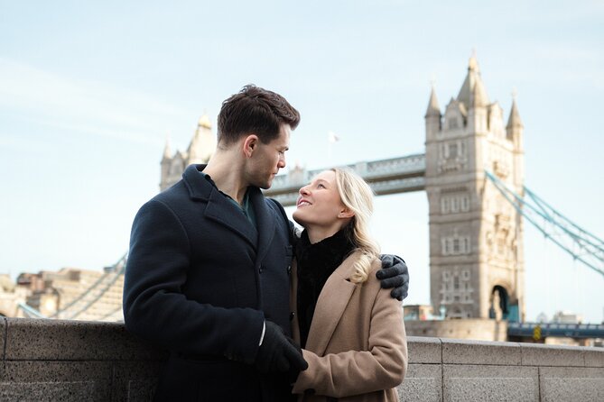 Private Professional Photoshoot Outside Tower Bridge in London - What Past Customers Say
