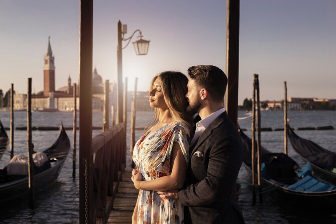 Private Professional Photoshoot Tour in Venice - Capturing Unique Moments in Venice