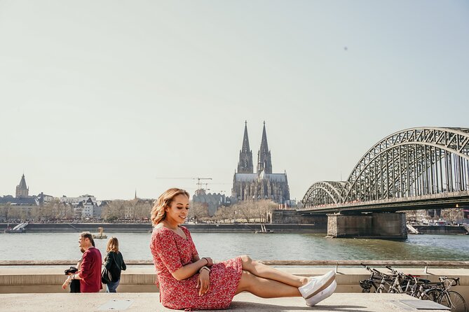 Private Professional Vacation Photoshoot in Cologne - Visiting Iconic & Hidden Spots