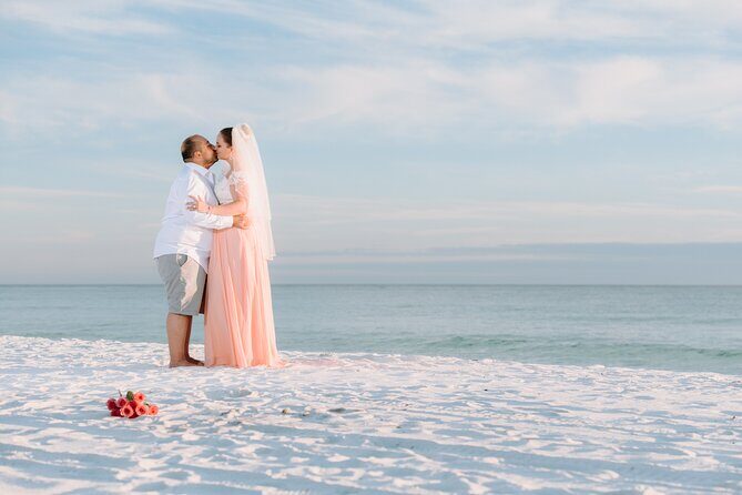 Private Professional Vacation Photoshoot in Destin - Who Would Love This Experience?