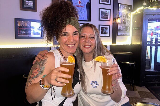 Private Pub Crawl with a Local - A Deep Dive into the Experience