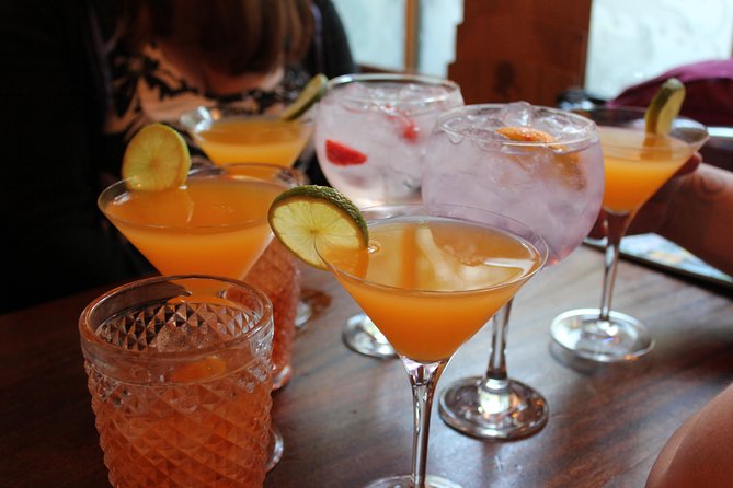 Private Pub Tour of Central London - Discovering Local Flavors