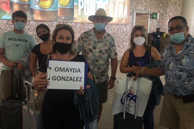 Private Punta Cana Airport Transfer to Punta Cana AREA - First Impressions: A Private Punta Cana Airport Transfer Experience