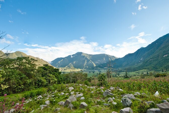 Private Quito City Tour, Historical Center, Equator Museum, and Pululahua Crater - Visiting Panecillo Hill