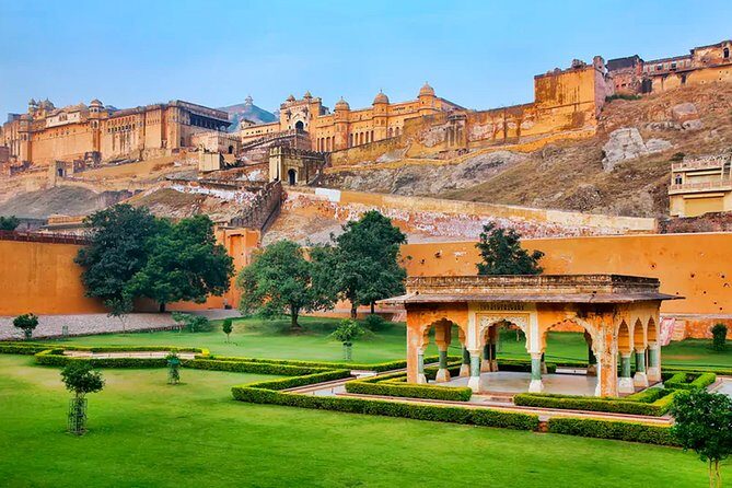 Private Rajasthan Tour with Taj Mahal (7 Nights - 8 days) - Transportation and Comfort