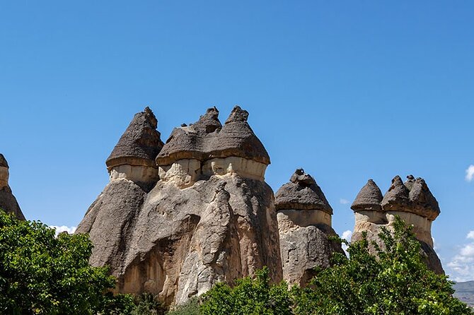 Private Red Tour With Professional Tour Guide + Car - Pickup Information