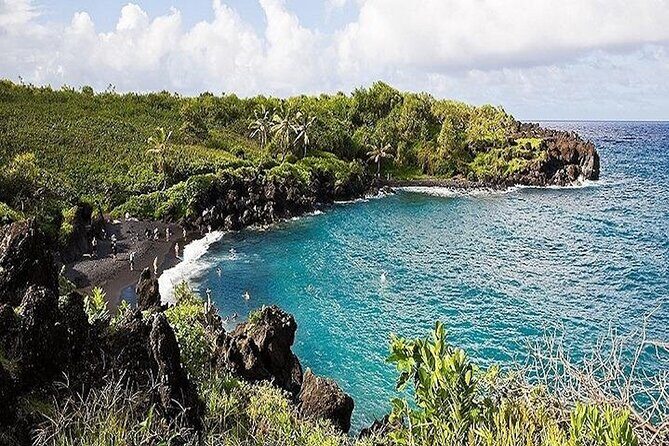 Private Road to Hana Rainforest & Waterfall Experience from Maui - Stop 5: Hana Farms Roadside Stand