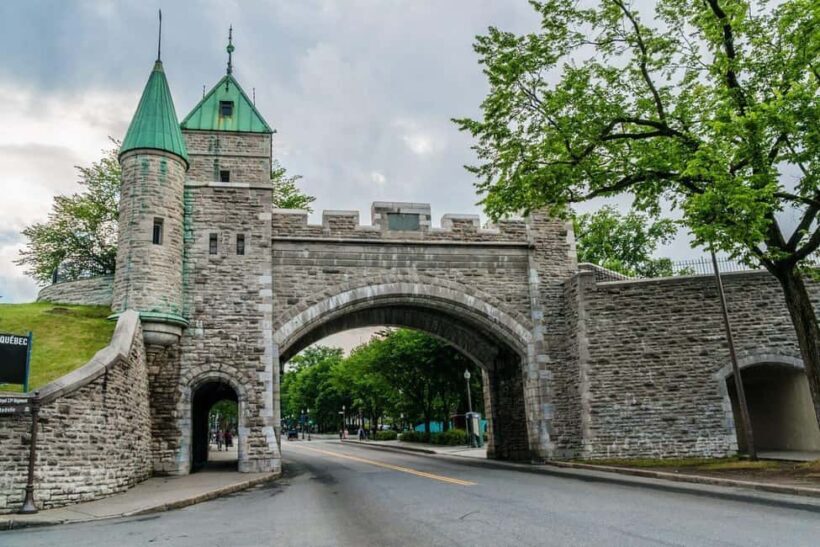Private Romantic Stroll in Quebec Walking Tour for Couples - FAQ