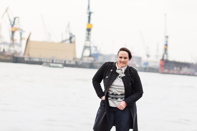 Private Romantic Urban & Street Photoshoot - Delivering High-Quality Portrait Photography