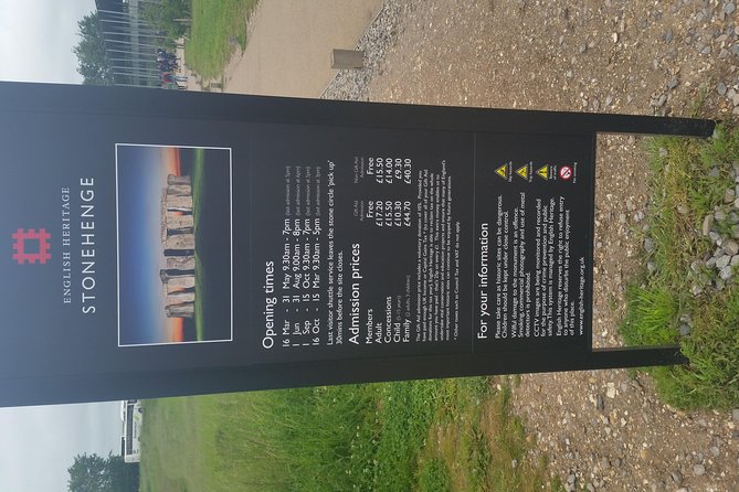 Private Round Transportation: London to London with Stopover at Stonehenge - Analyzing the Cost and Value