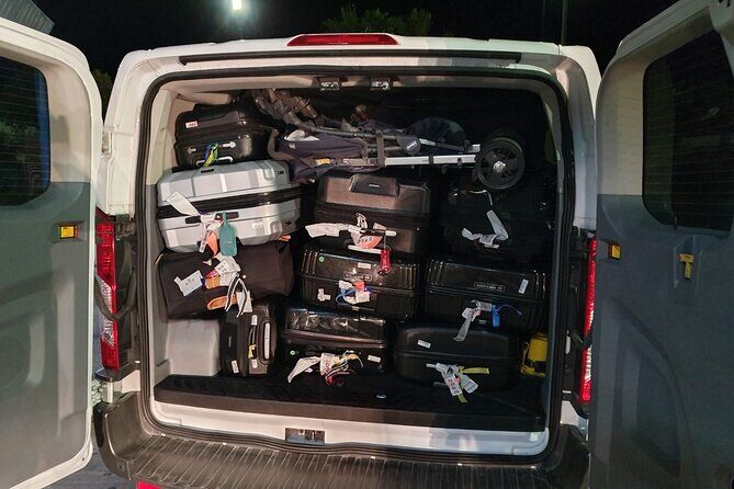 Private Round Trip 6 Passenger Van - A Practical Look at the Private Round Trip 6 Passenger Van Service in Providenciales