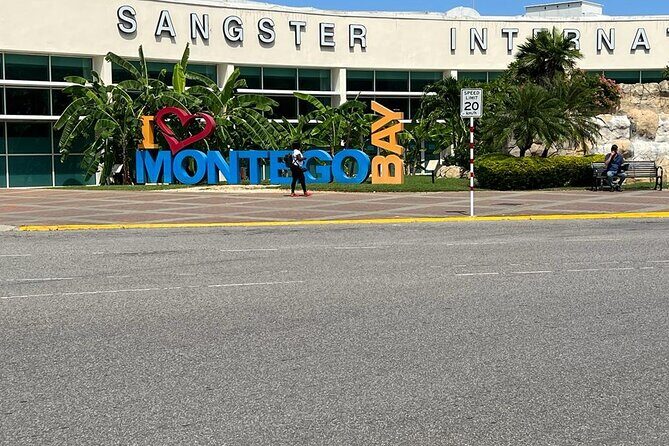 Private Round Trip from Sangster International Airport to Negril - Key Points