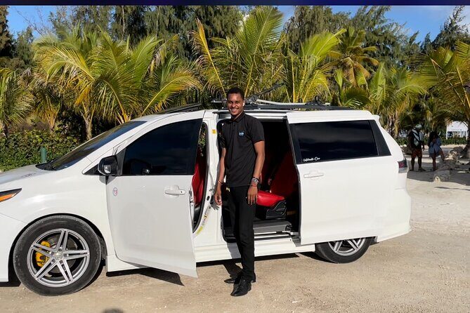 Private Round Trip La Romana Airport to Punta Cana Hotel/Villa/Rental Transfer - Key Points