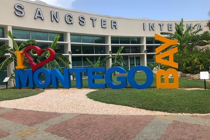 Private Round-trip MBJ Airport Transfer to Montego Bay Hotels - Why Choose This Transfer in Montego Bay?