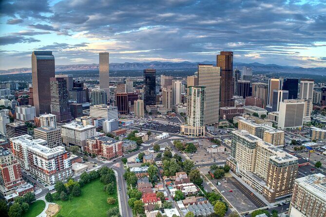 Private Round Trip Transfer Denver Airport DEN to Denver City - Detailed Breakdown of the Service Features
