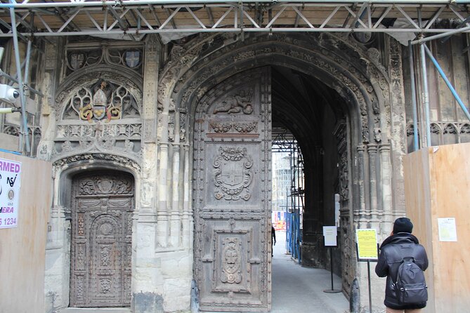 Private Round Trip Transfer from London to Canterbury Cathedral and Leeds Castle - What Makes This Tour Stand Out?