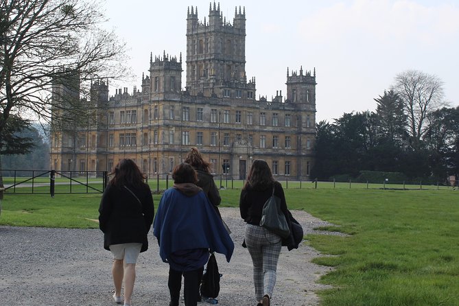 Private Round Trip Transfer : Heathrow or London to Highclere Castle - Accessibility Options