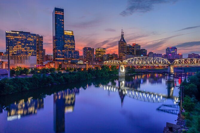 Private Round Trip Transfer Nashville Airport BNA to Nashville - Luggage and Comfort