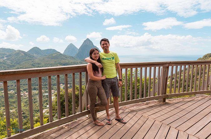 Private Round Trip UVF Airport Transfers - Key Points