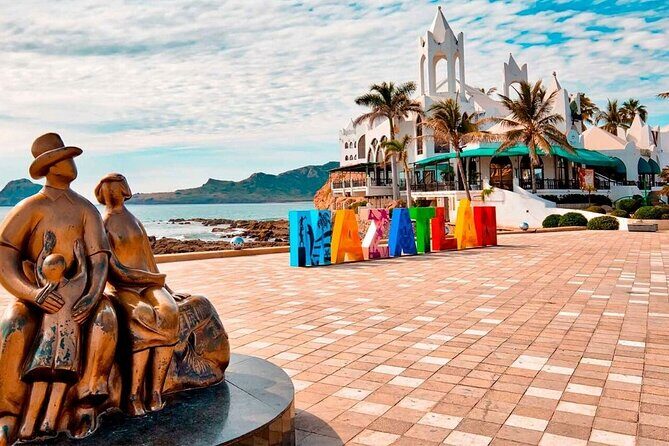 Private roundtrip airport to hotel transfer in Mazatlan - Key Points