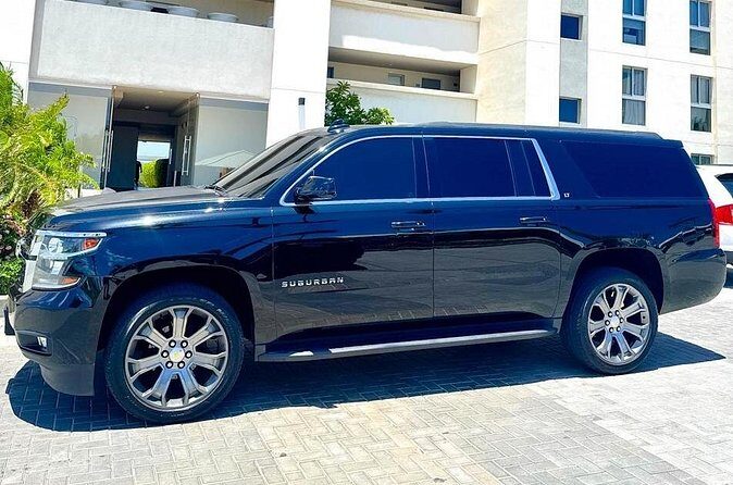 Private Roundtrip Airport Transfer in Aruba - FAQs