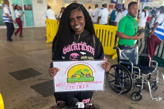 Private Roundtrip Sangster Airport to/ from Grand Palladium - Frequently Asked Questions