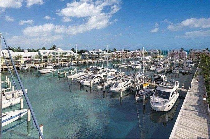 Private Roundtrip Sedan Airport Transfer to Palm Cay - FAQ