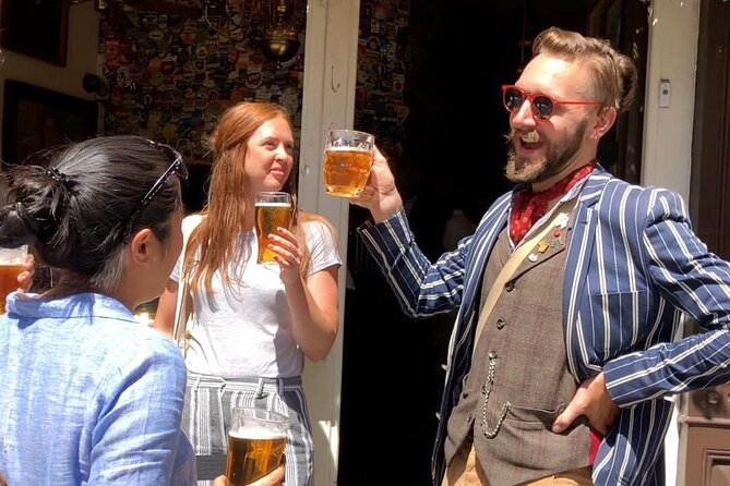 Private Royal London Bike Tour with pub & street art - FAQs