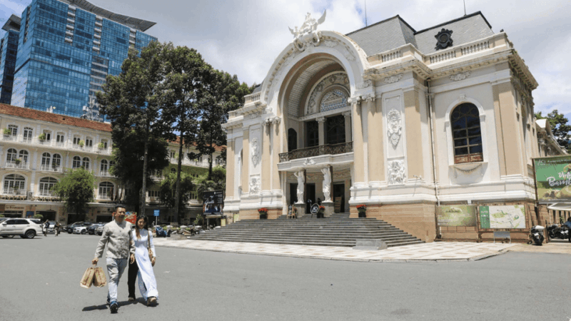 Private Saigon Morning Exercise-Drink Bird Coffee-City Tour - Walking Along Dong Khoi & Cultural Landmarks