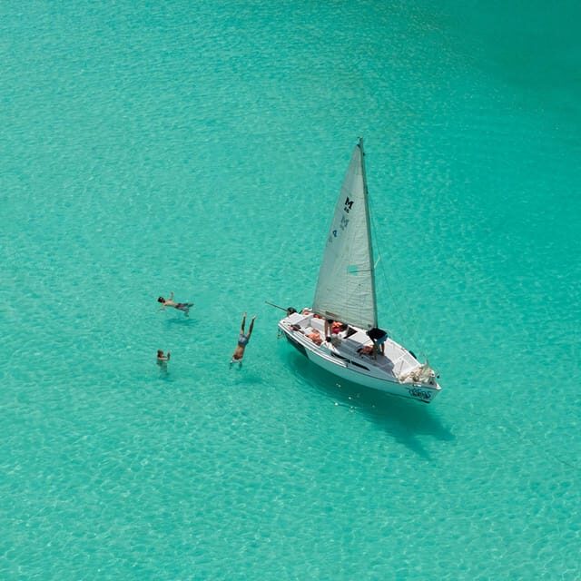 Private Sailboat 3 Hours All Inclusive - Setting Out on Your Bacalar Adventure
