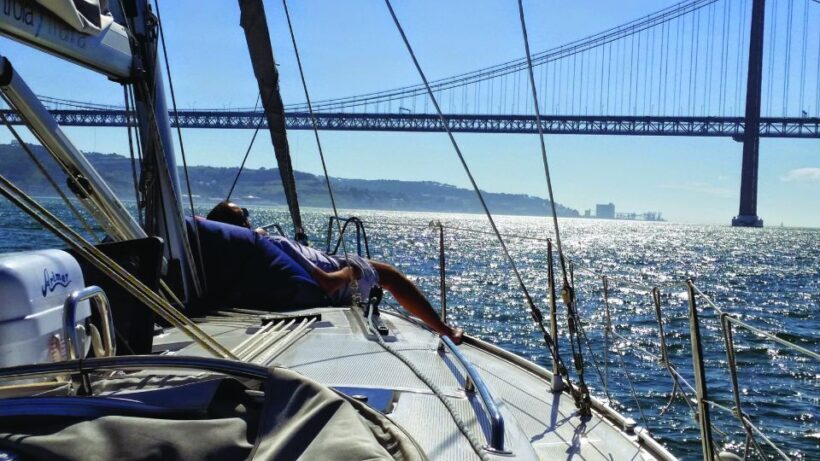 Private Sailing Boat Tour Lisbon with a drink: 2 to 8 Hours - Practical Tips for Your Trip
