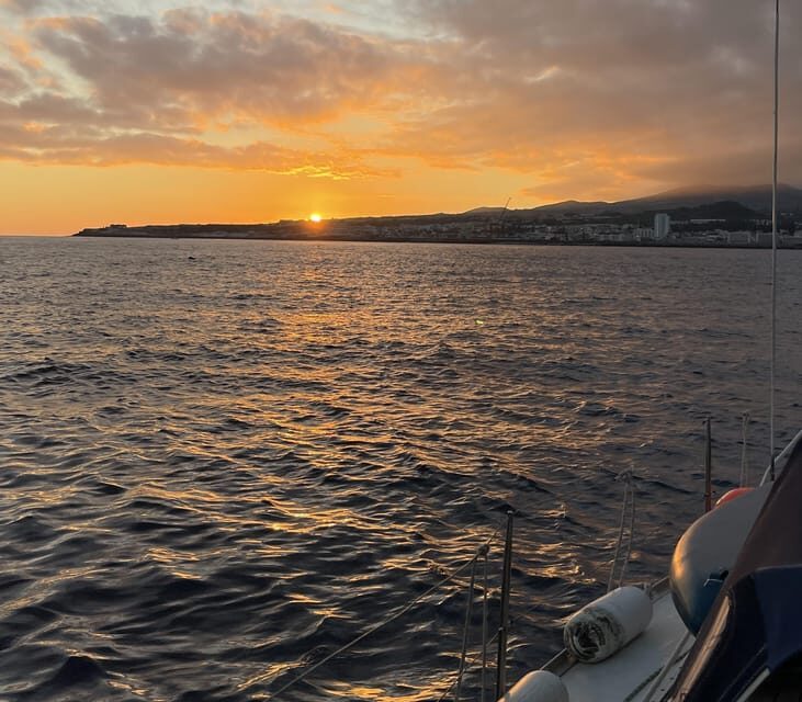 Private Sailing Sunset Tour PDL - Who Should Consider This Tour?