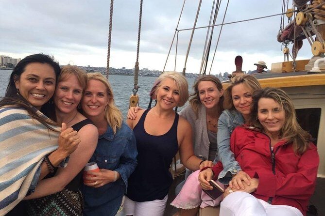 Private Sailing Tour -2 Hour (Up to 12 Passengers) - Key Points