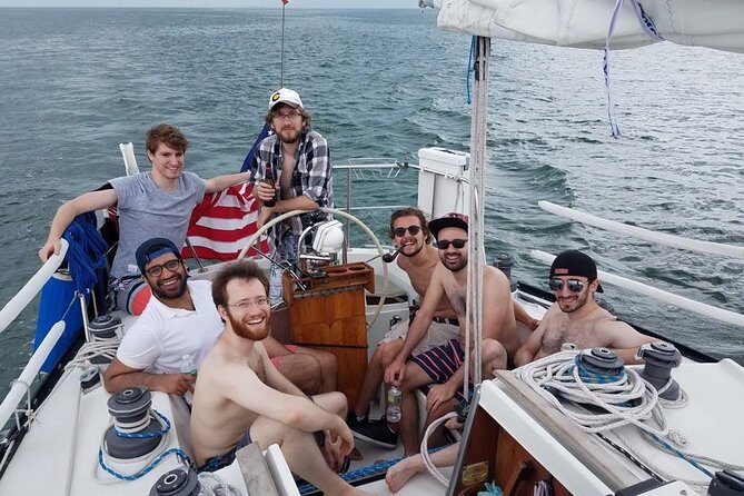 Private sailing trips around Fishers island from New London, CT - What Past Travelers Say