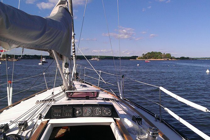 Private sailing trips around Fishers island from New London, CT - Practical Tips for Booking