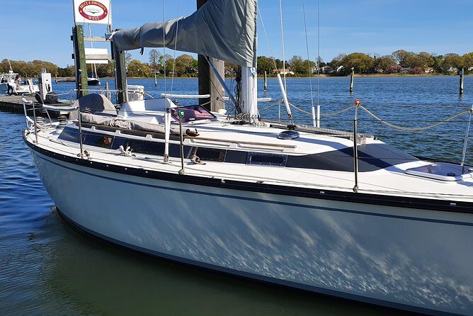 Private sailing trips around Fishers island from New London, CT - The Sum Up