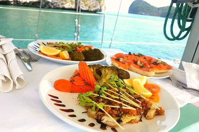 Private Sailing Yacht Charter by Independence from Koh Samui - A Closer Look at the Yacht Experience