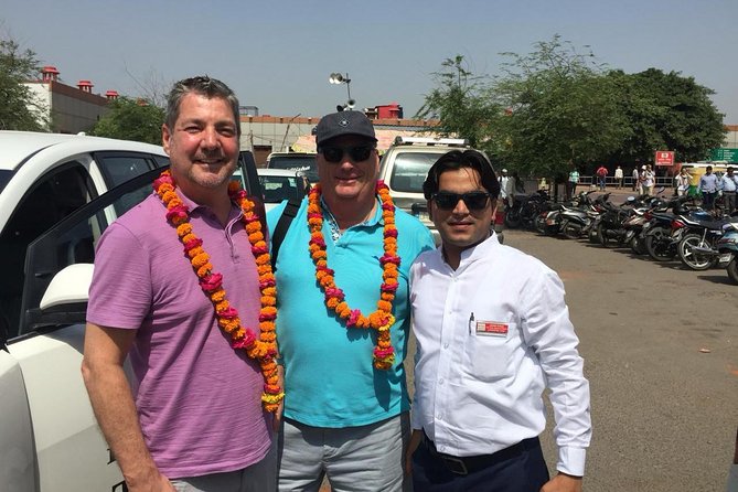 Private Same Day Taj Mahal Luxurious Tour By Train From New Delhi - Frequently Asked Questions