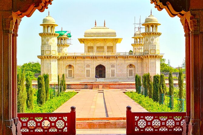 Private Same day Taj Mahal Tour from Delhi by car - Authentic Experiences and Real-World Feedback