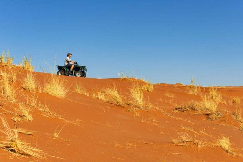 Private Sandwich Harbour 4x4 Tour with Lunch - Walvis Bay - Exploring Namibia’s Coastal and Desert Marvels