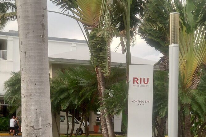 Private Sangster International Airport Transfer to Riu Hotel - FAQ: Your Questions Answered