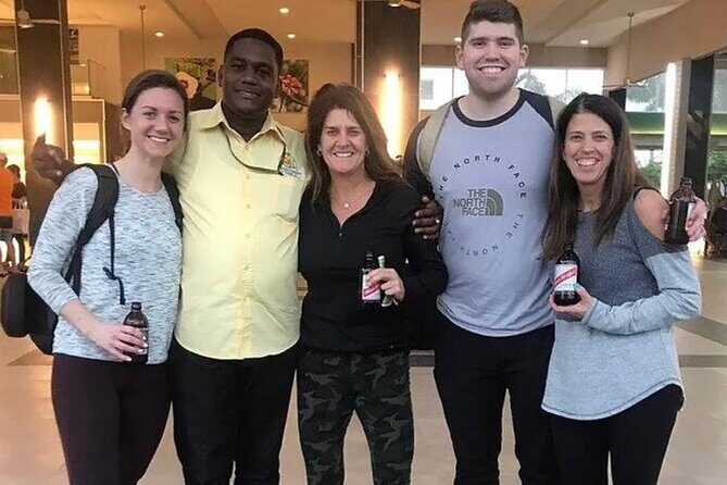 Private Sangster Intl Airport to Riu Palace Aquarelle - Roundtrip - The Details of the Transfer Experience